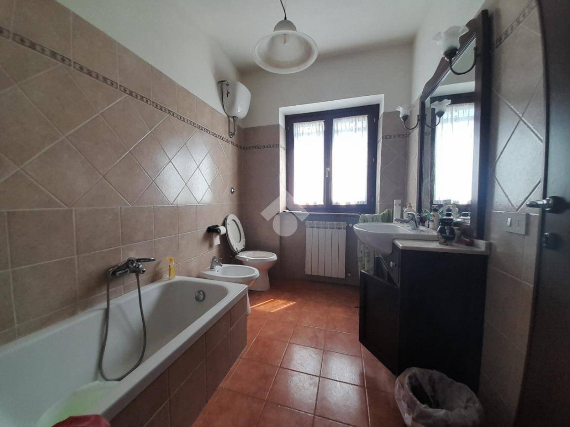 RUSTICO - CASALE VENDITA MONTECASTRILLI - Cerco Casa Umbria