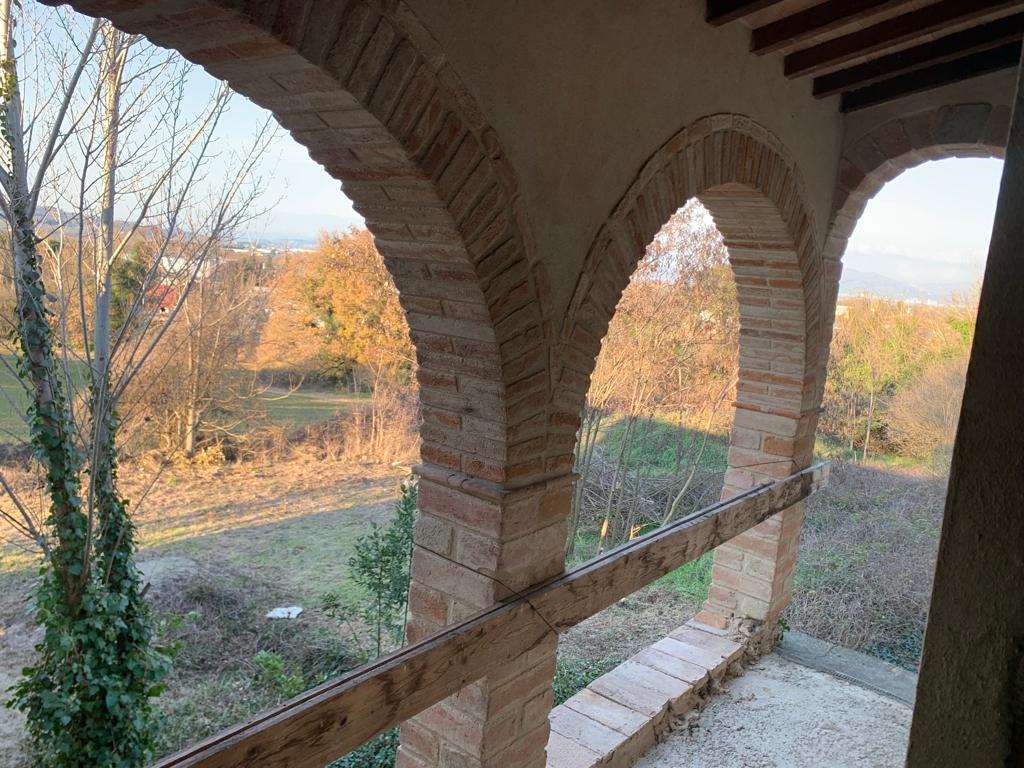 RUSTICO - CASALE VENDITA BETTONA - Cerco Casa Umbria